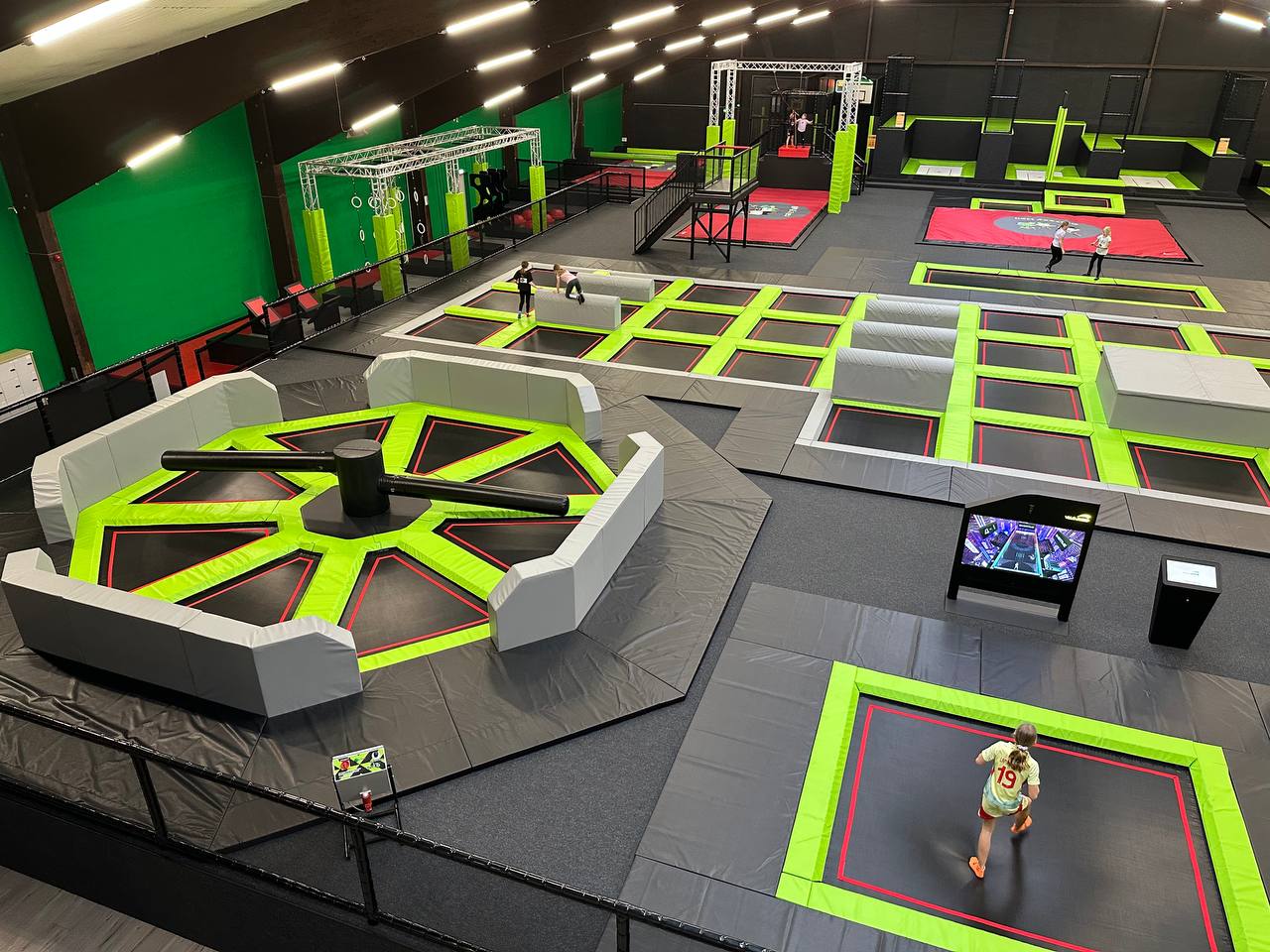 Crazzzy Hall – Indoorspielplatz & Trampolinpark in Lippstadt 2025